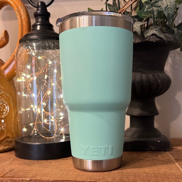 Yeti | Kitchen | Yeti 3 Oz Rambler Tumbler With Magslider Lid In ...